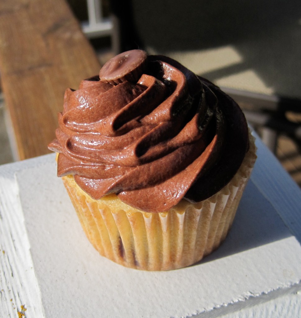 M= Moosetracks | The Cupcake Addict's Cupcake Collection